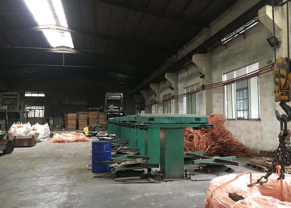 Batang Tembaga Scrap Bebas Oksigen Vertikal Ke Atas Mesin Pengecoran ...